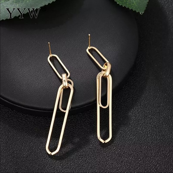 Jewelry | Nwt Geometric Gold Earrings | Poshmark